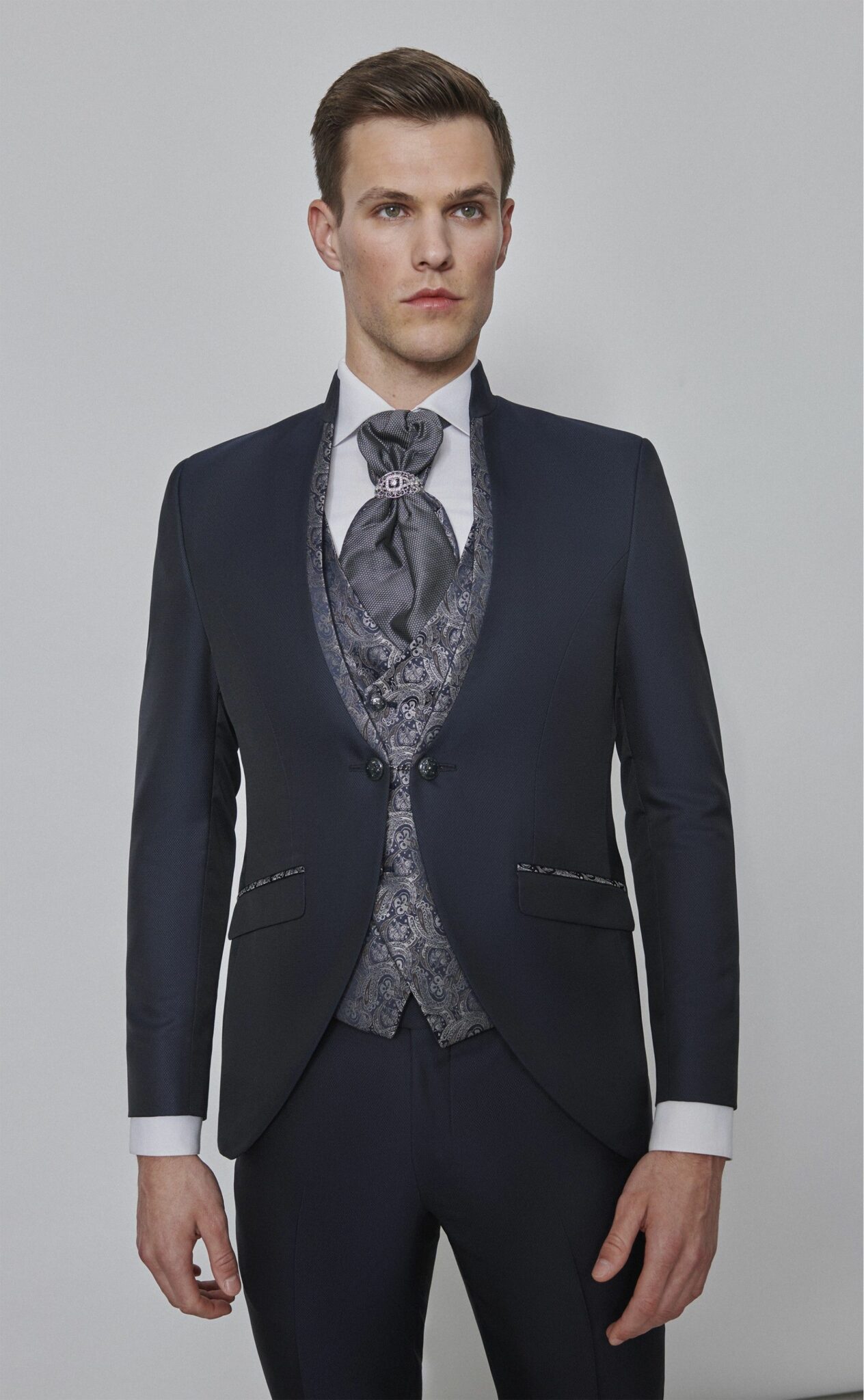 Novios 2025 - Trebol Moda